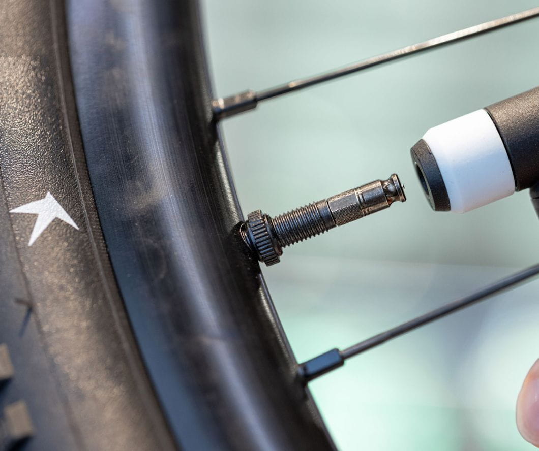 Schwalbe CLIK VALVE Conversion Kit SV-SCV 3542 online kaufen