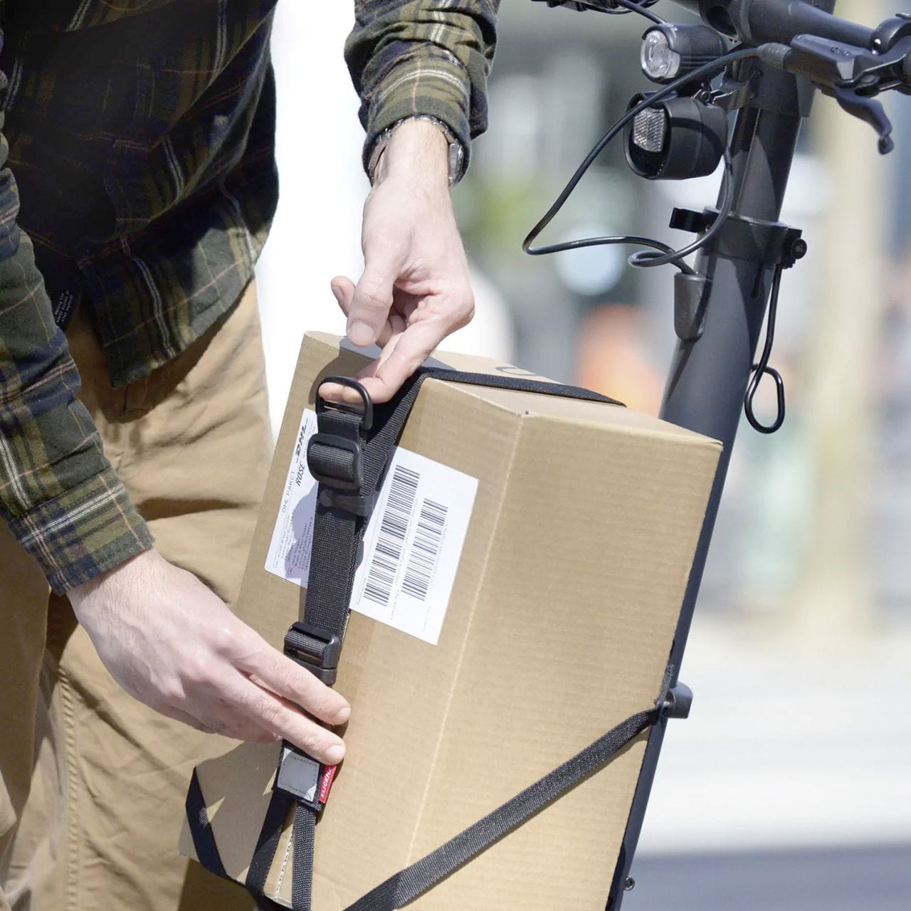 KlickFix Vario Rack detachableer Rack with Gurtband Black buy online